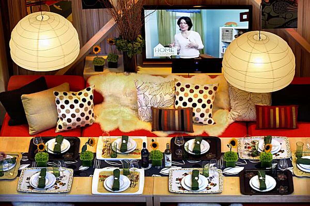 Turn a table into a feast for the eyes