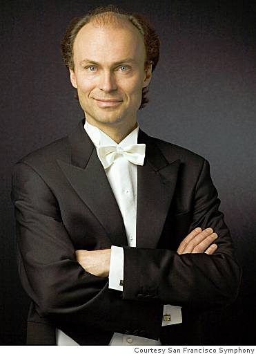 Symphony conductors divide and conquer