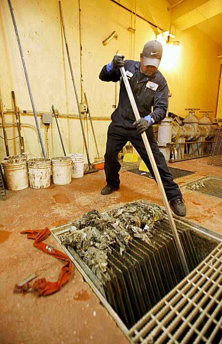 Inmates' flushing habits prove costly