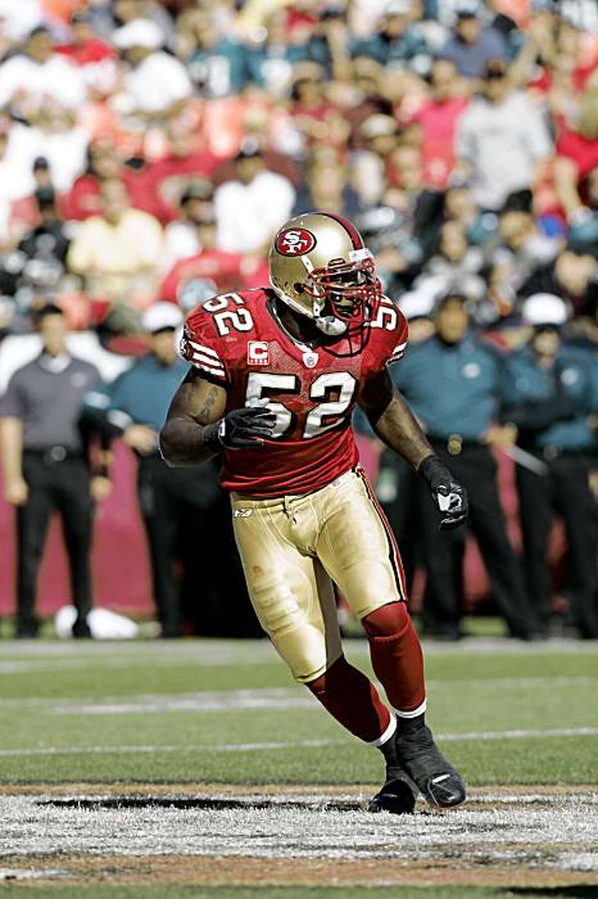 Throwback-style jerseys all year long for 49ers