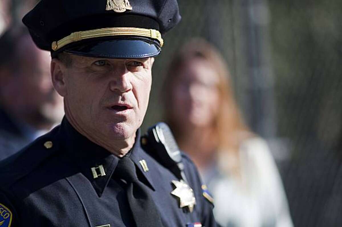 Zoo has no idea how man got into bear grotto