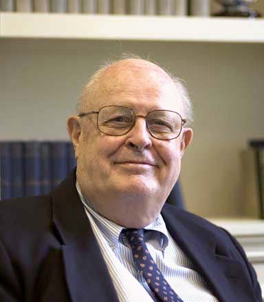 Reporter, political figure Hale Champion dies