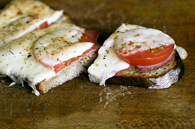 Bread lover's pilgrimage to Paris artisan