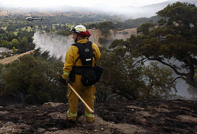 Clumsy squirrel sparks fire near Rossmoor