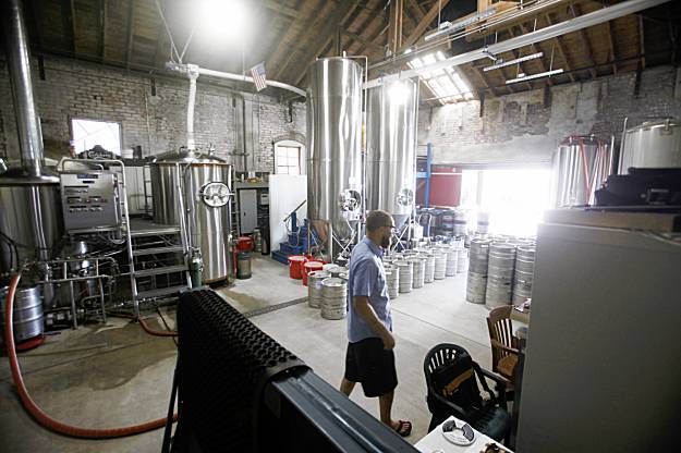 New brewery opens in Oakland