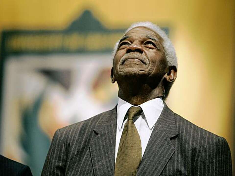 Burl Toler, NFL's first black official, dies