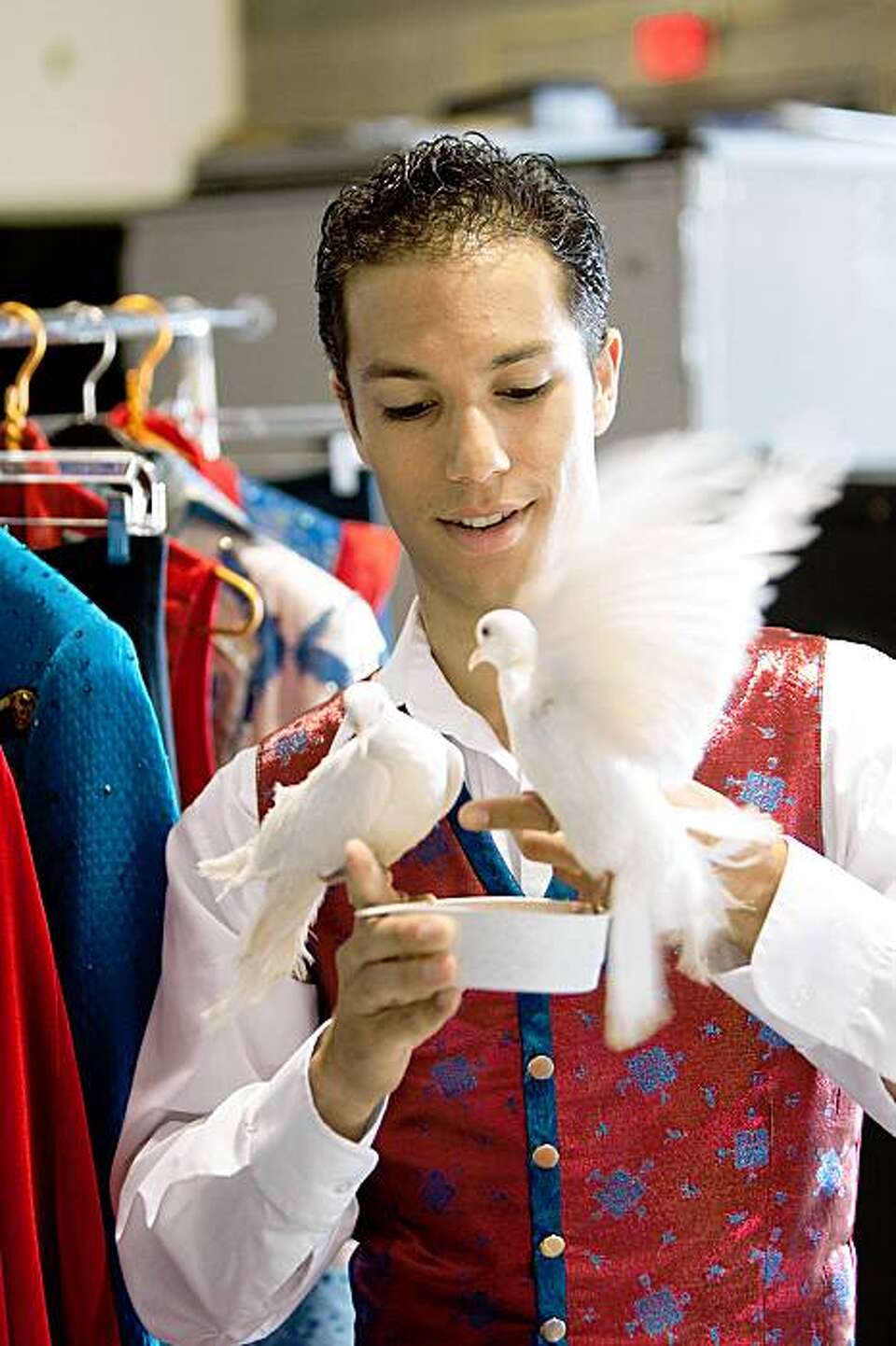 Alex Ramon's career goes 'Zing Zang Zoom'