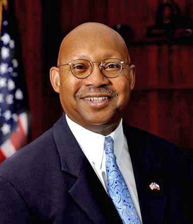 HUD secretary discusses foreclosure fixes