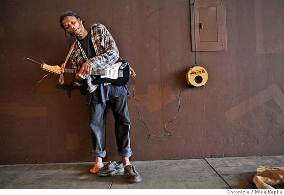 The City Exposed: Guitar Clyde