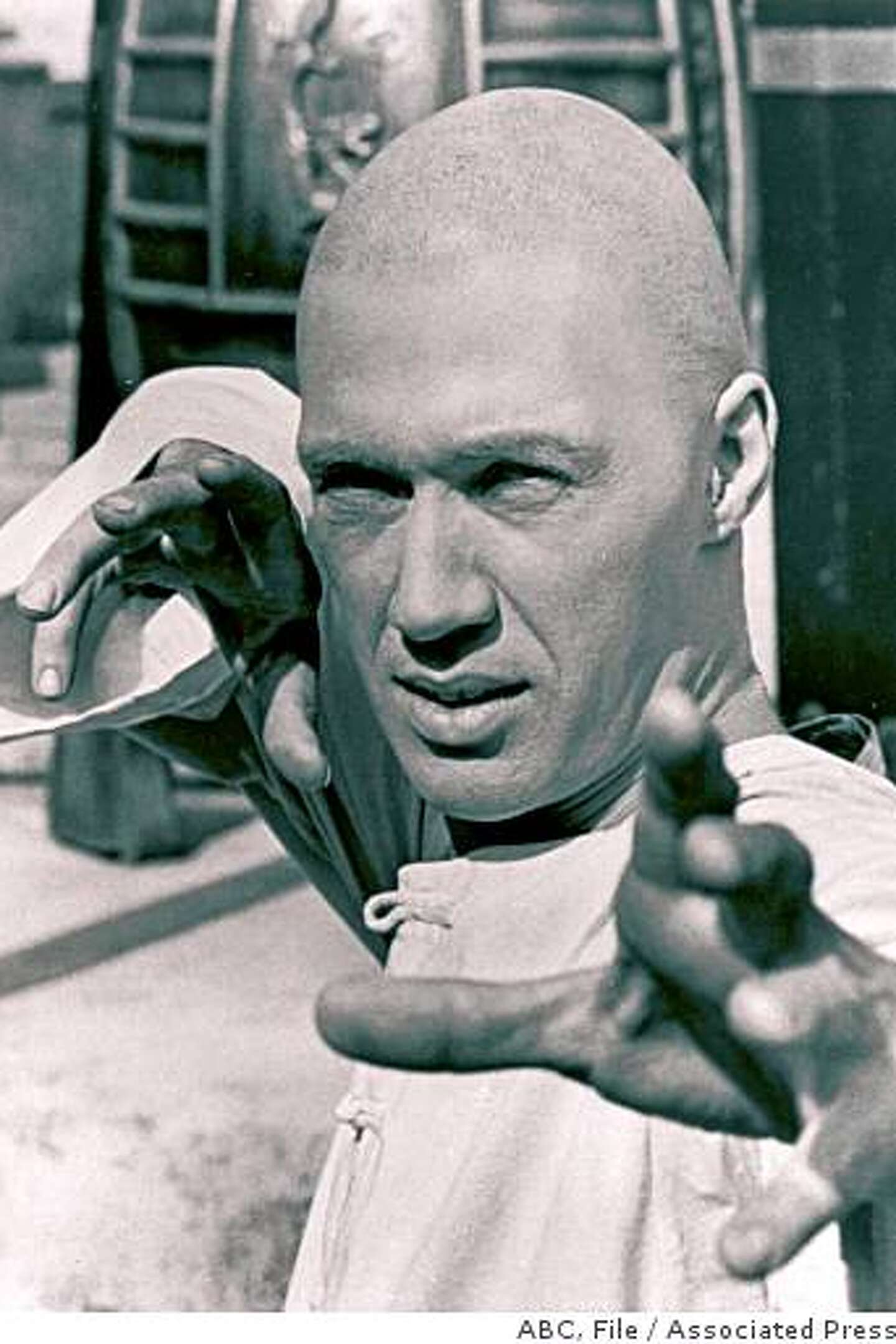 Prolific actor David Carradine dies in Bangkok