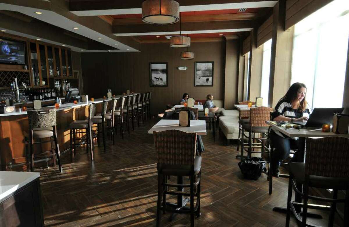 Clifton Park mall adds new stores