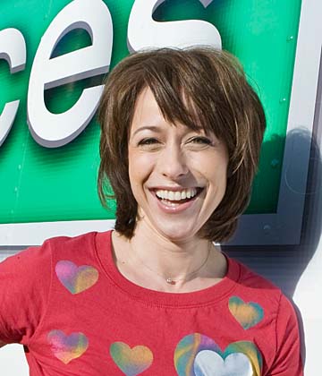 Davis returns, 'Spaces' spiffs up formula