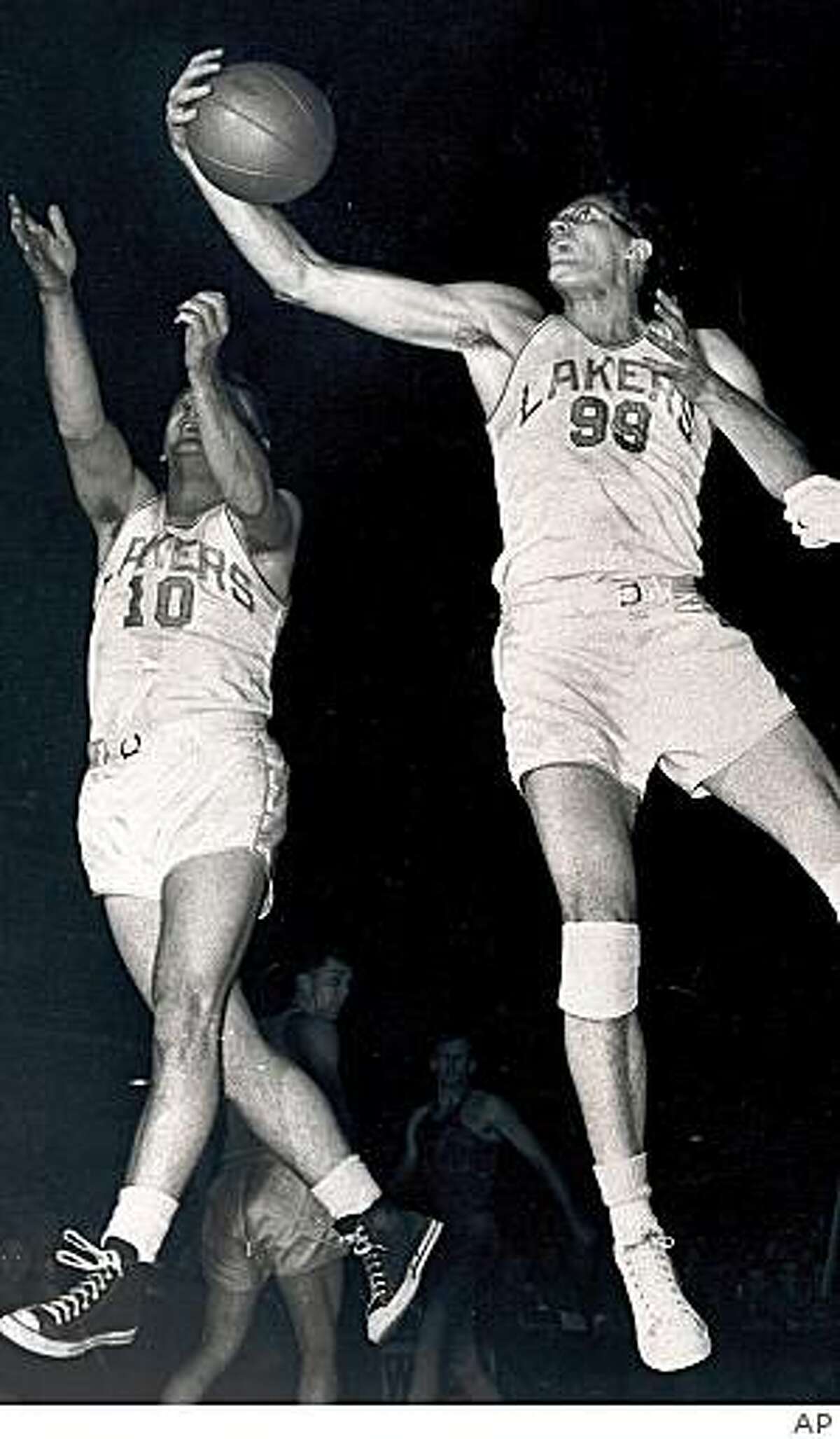 Winning without a great center