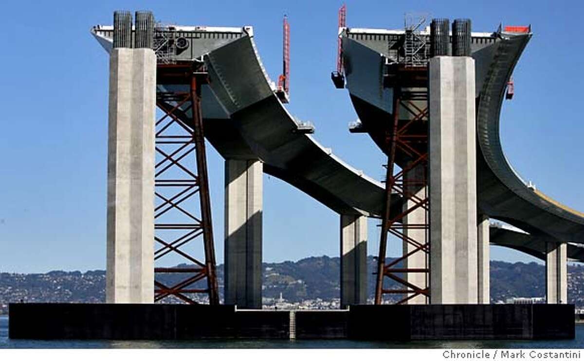Bay Bridge's single-tower span gets off ground