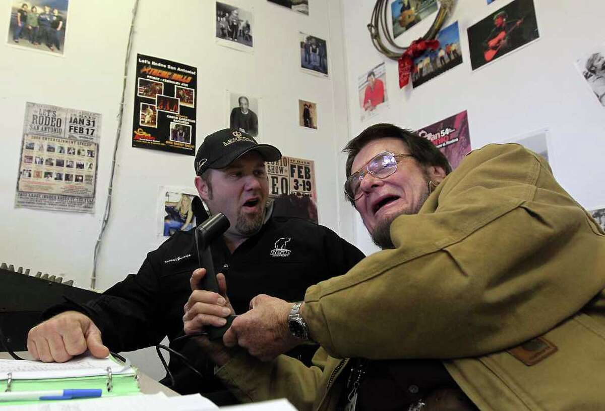 Legendary S.A. radio personality Bruce Hathaway dies at 78