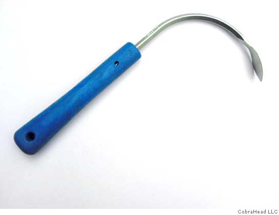 CobraHead garden tool: One thin tine does it all