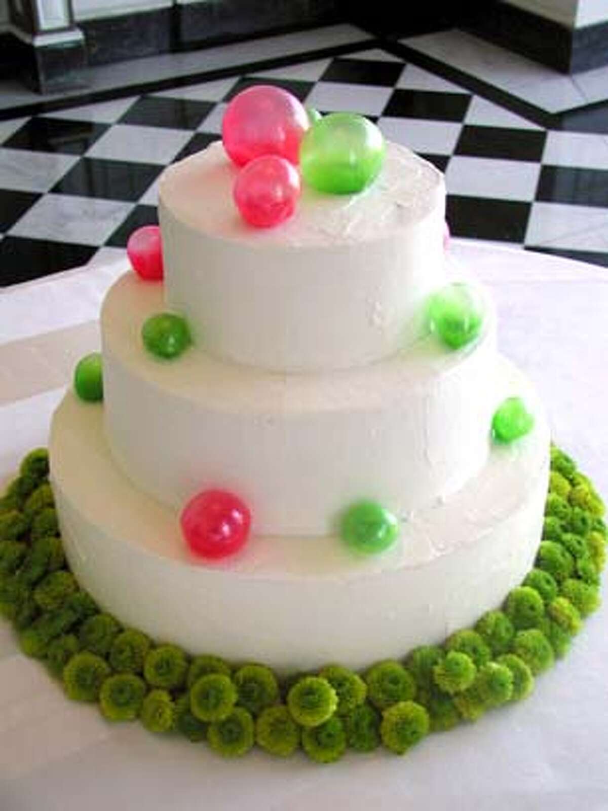 Elizabeth Falkner tackles Antarctica in Exploratorium bake-off