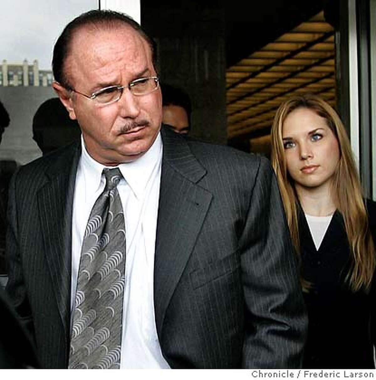 Bonds indicted on perjury, obstruction of justice charges