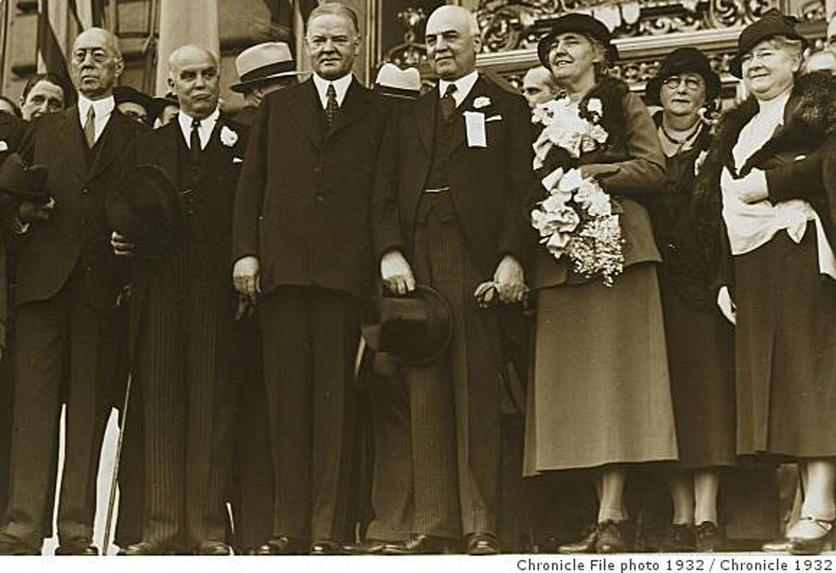 Herbert Hoover concedes election to FDR in 1932