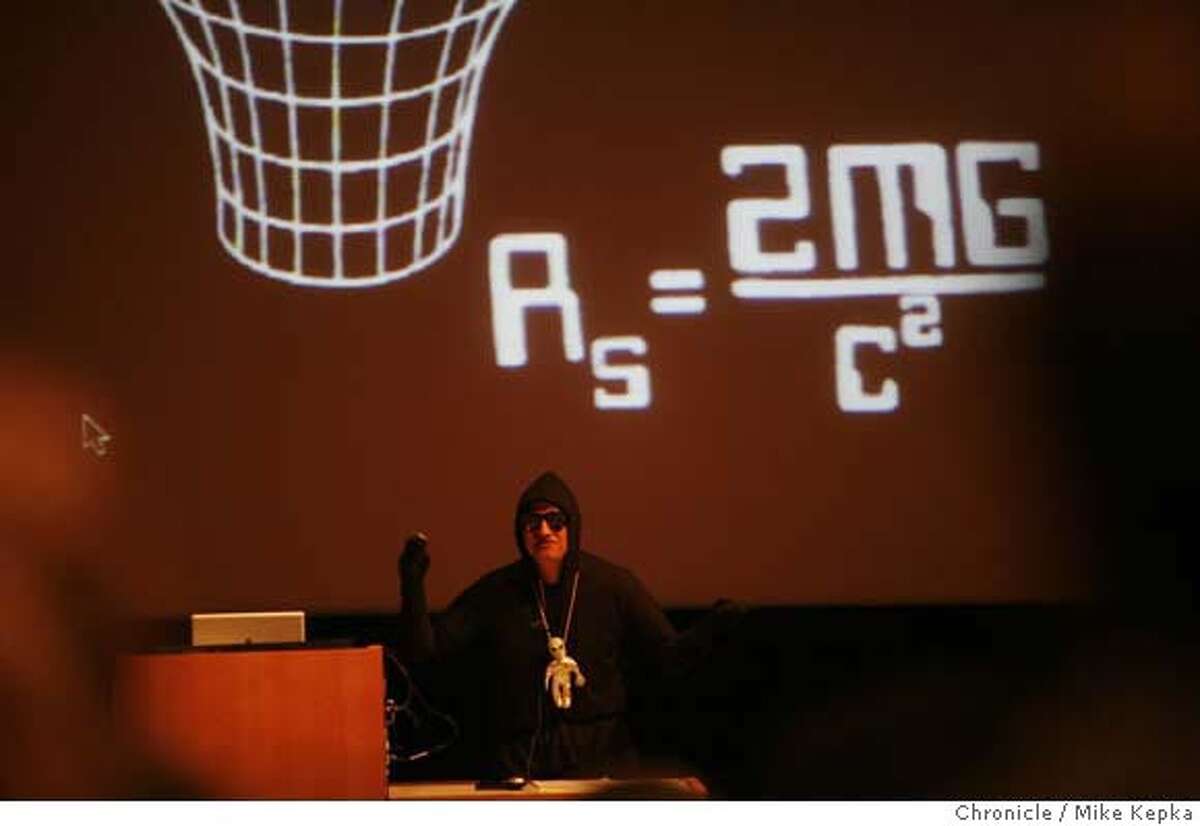 Professor uses performances to hook students on astronomy