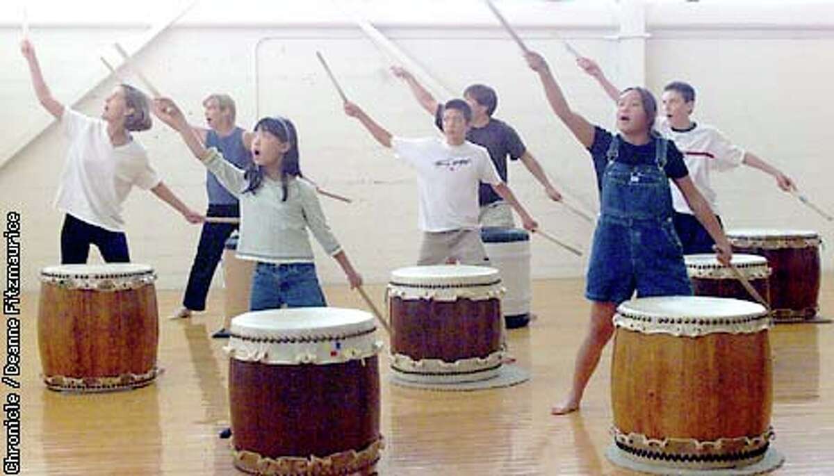 Taiko Drumming Strikes Emeryville / Group has fun with Japanese art form