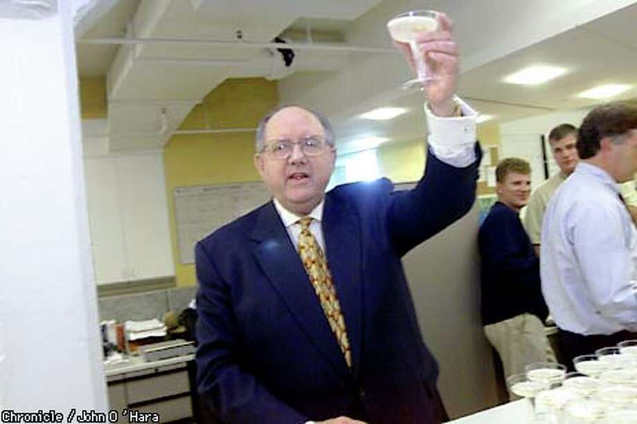 Dave McElhatton's Last Hour on Air a 'Lovefest' / Newsman gets hugs ...