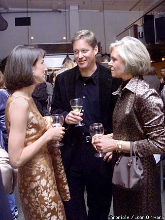 `Moss' Cast Meets, Greets For the Magic