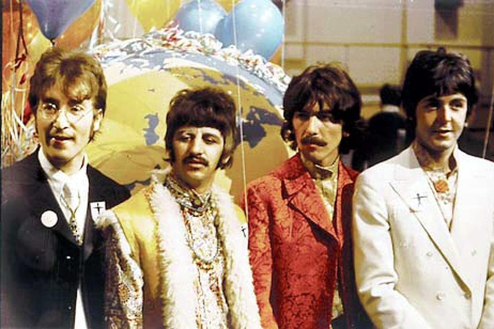 BEST OF THE BEATLES / `Anthology' pulls together rare photos and in ...