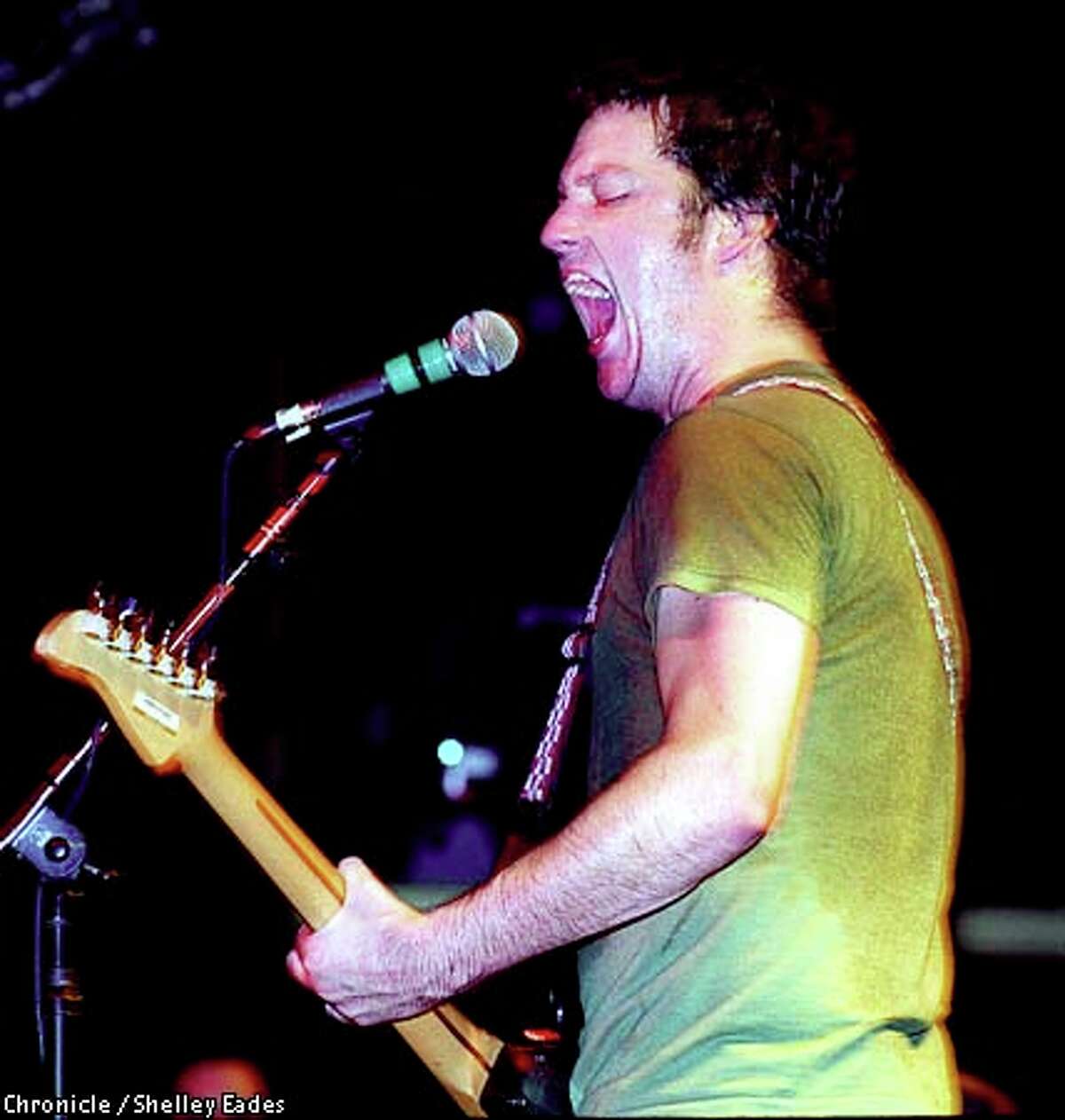 From a Squeak to a Roar / Modest Mouse shows indie rock is alive and ...