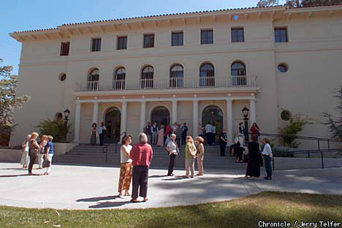 Flexing Its Muscles / Small San Rafael Catholic college grows into a ...