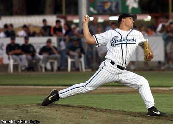 HOOKED ON STEELHEADS / Fans, players nuts about new Vacaville ballpark
