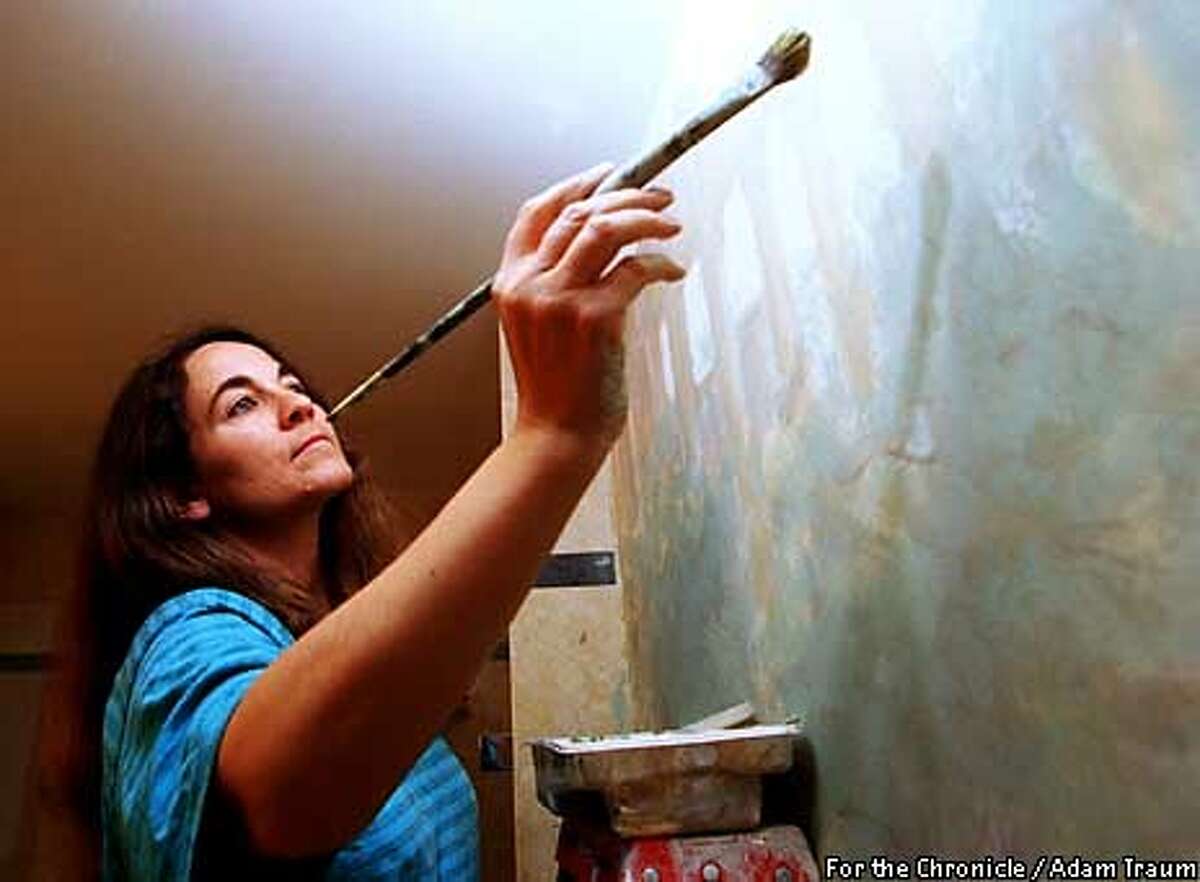 THINKING BIG / Artist finds new business as home murals become popular