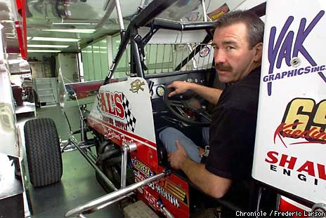 Kaeding Leaves Dirt-Track Foes in the Dust