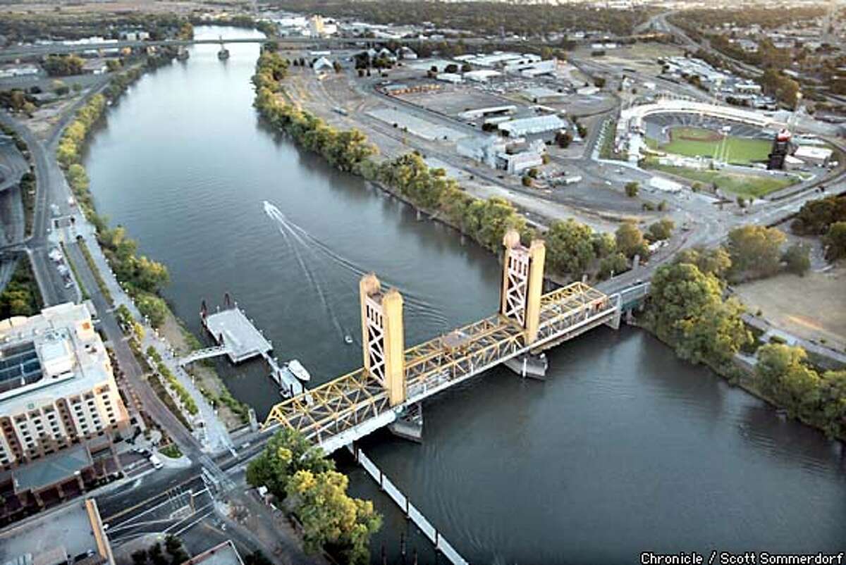 Trouble-free RIVER CITY / Sacramento waterways an endless flow of ...