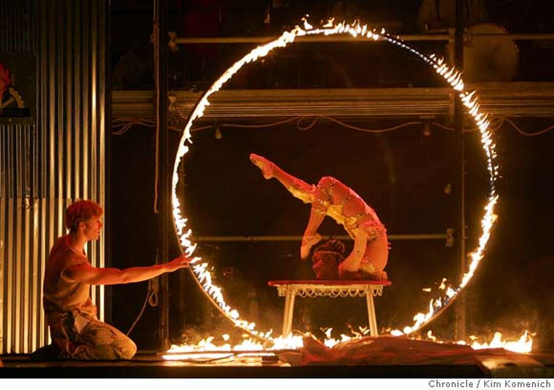 Hot-and-heavy sculpture gets artists warmed up / Enormous flame ...