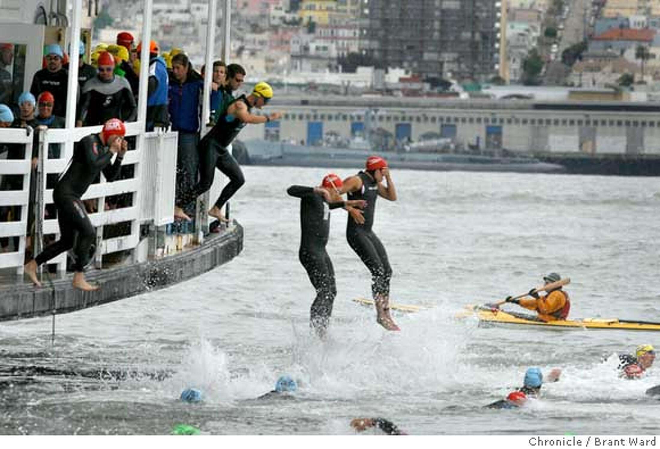 Thousands run, swim and bike in Escape from Alcatraz Triathlon