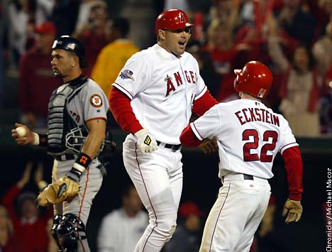 Avenging Angels / Edison power barrage makes baseball exciting again