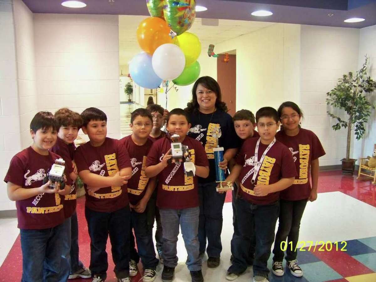 Robots rampage at HISD competition