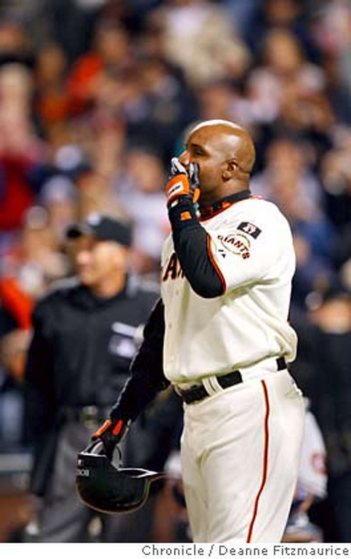 NEW KING OF SWING / Bonds' HR to center puts him at the top