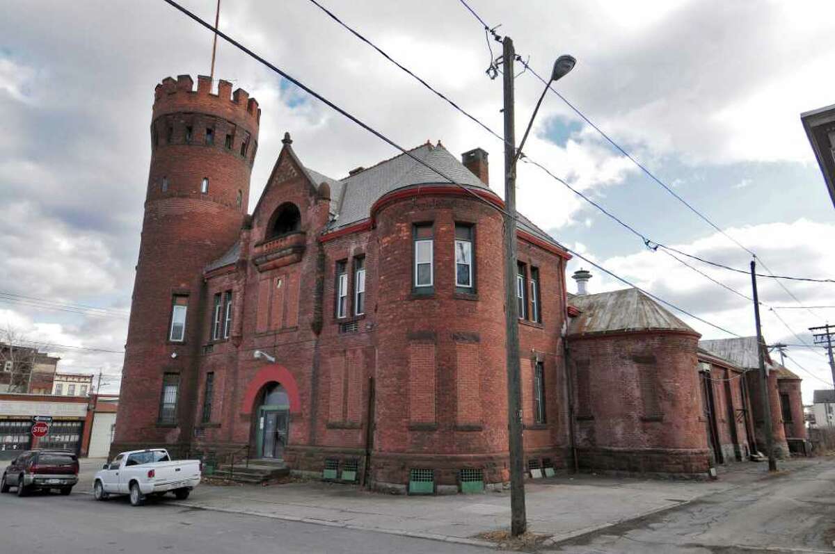 Cohoes Armory sale could help economy