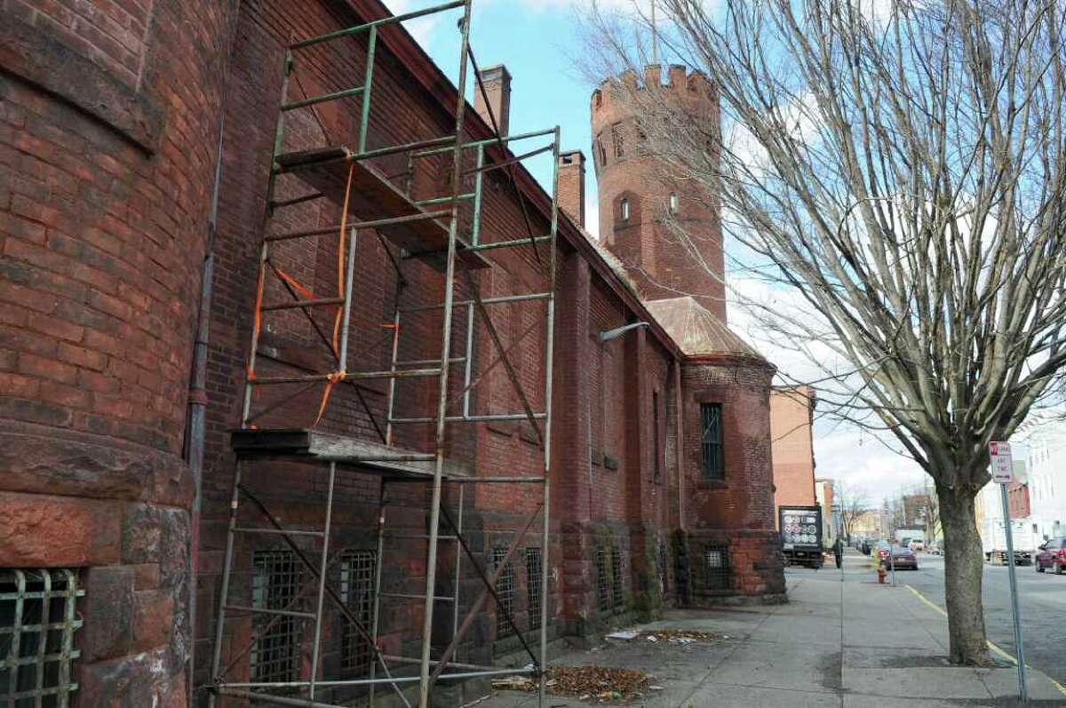 Cohoes Armory sale could help economy