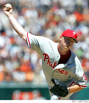 Boo birds quiet as Phils' Myers comes to town