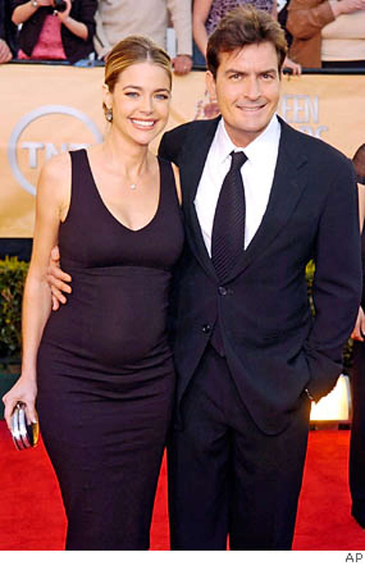 Charlie Sheen's house opera / Estranged wife puts her home up for sale ...