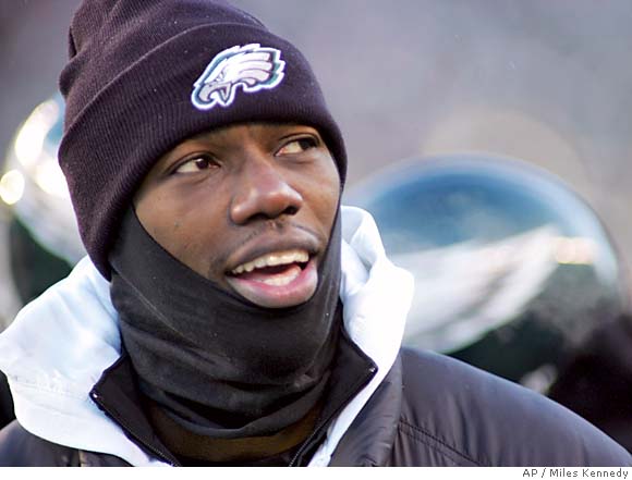 ROAD TO SUPER BOWL XXXIX / Limping legend / Thank goodness for Owens ...