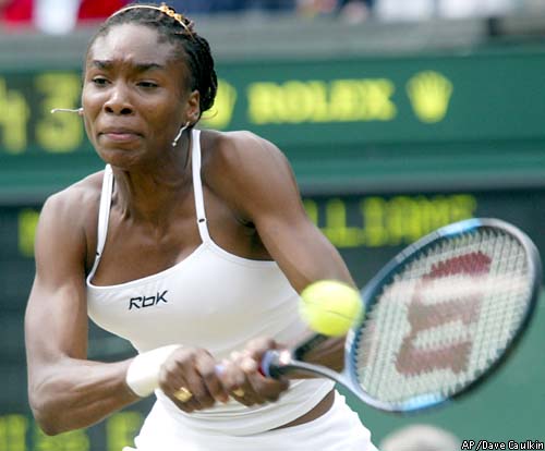 Williams sisters let tennis do the talking