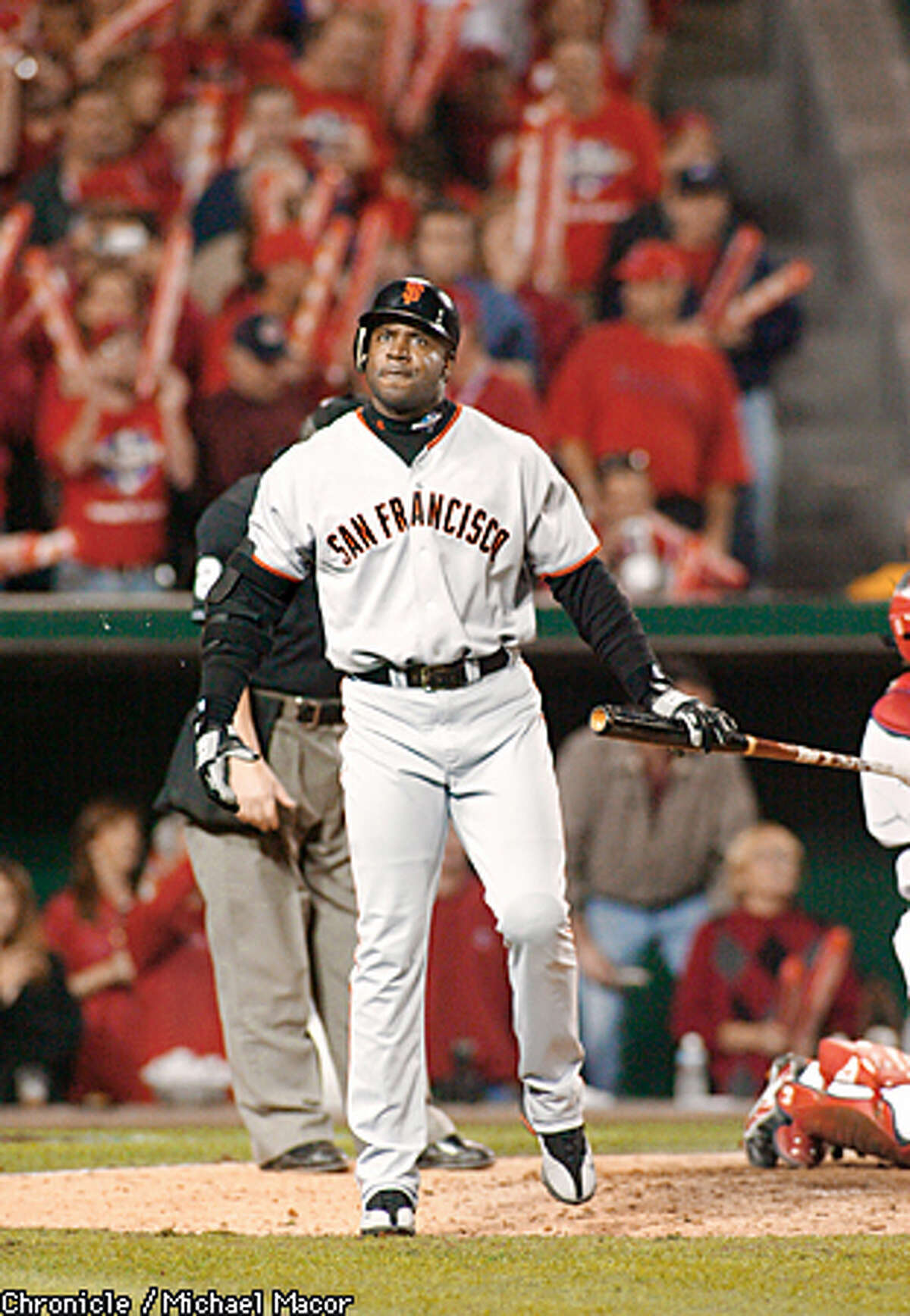 Book traces Bonds' steroids use to McGwire-Sosa HR race