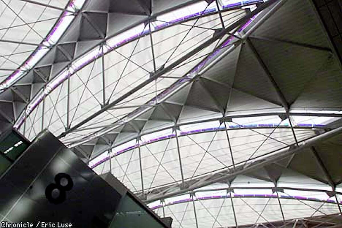 SFO's Sleek, Tangled Terminal / Exterior aesthetics don't compensate ...
