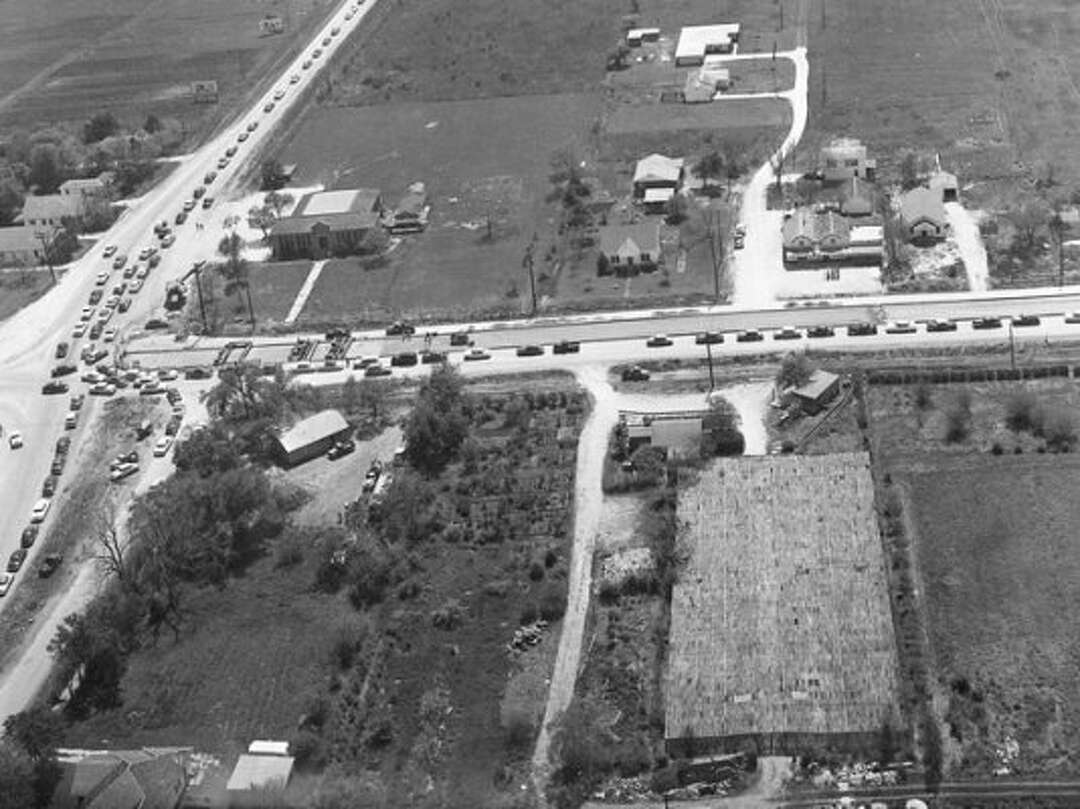 Then and now: Photos show Houston streets through the years