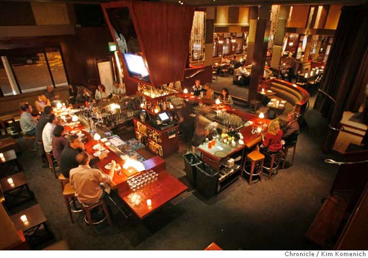 Sophisticated dining, lounge setting are a refreshing mix at Circa