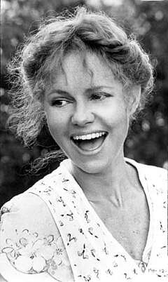 Sally Fields moves to the mountains